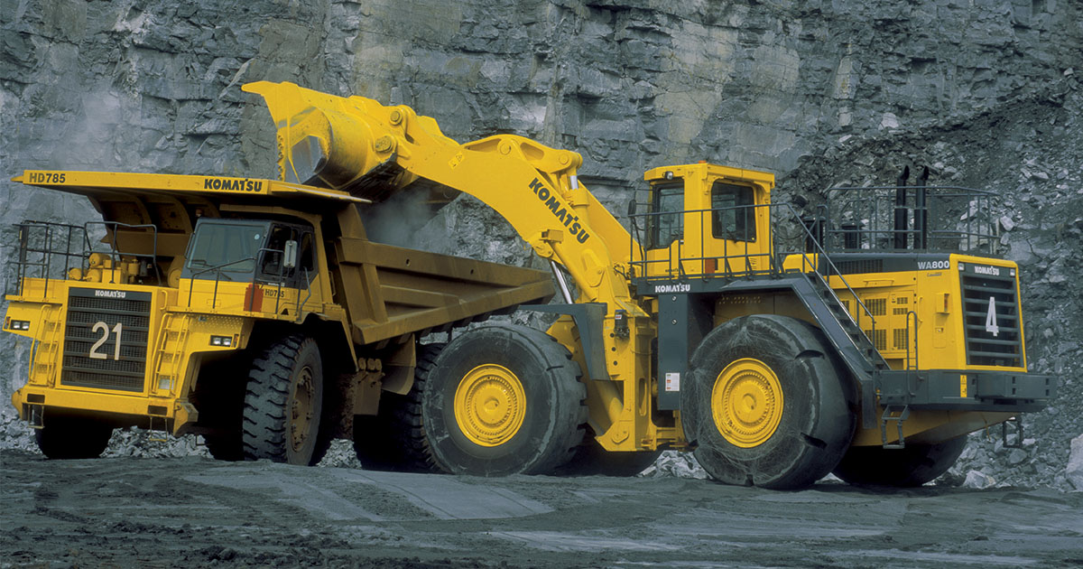 Komatsu Radlader WA800-3