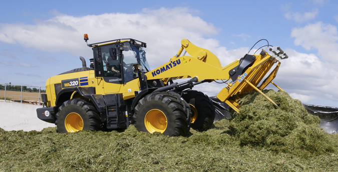 Komatsu Wheel Loader WA320-8